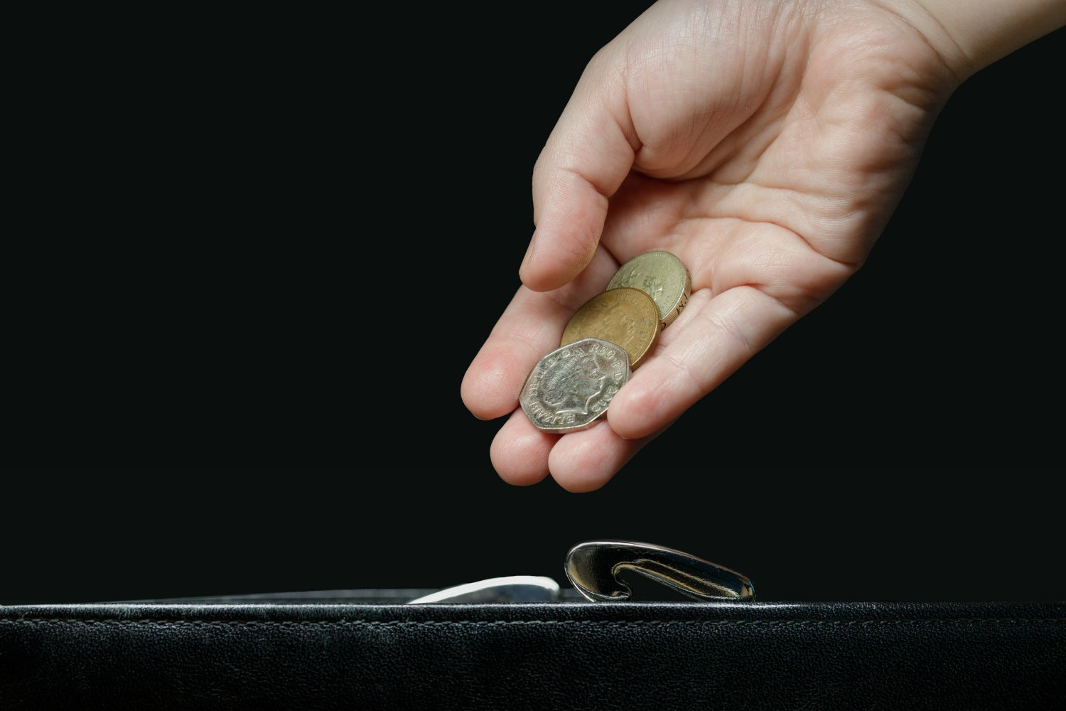 Coins for Coin Magic | Easy Tricks You Can Learn Today – Xfunjoin
